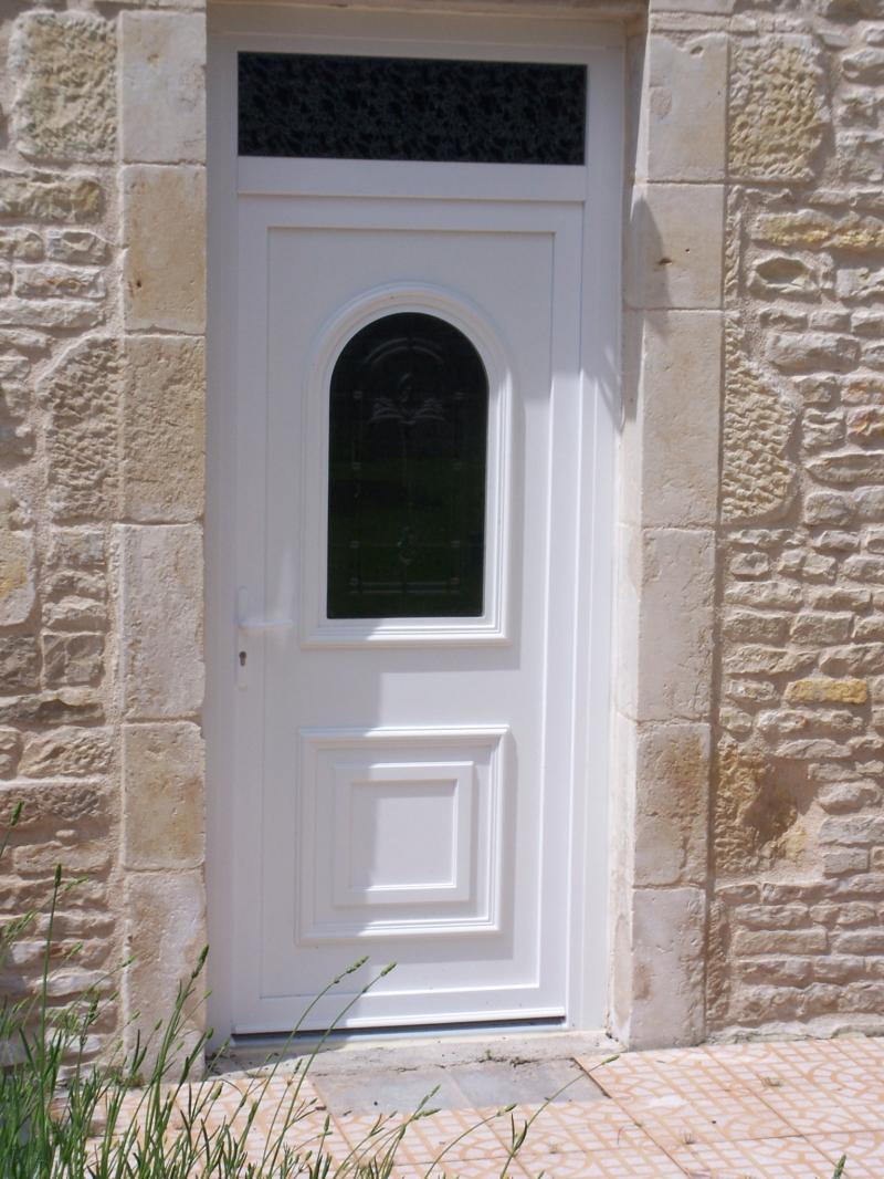 Portes PVC Bourges, Menuiserie, Fenêtres, Volets, Pergolas, Verandas ...